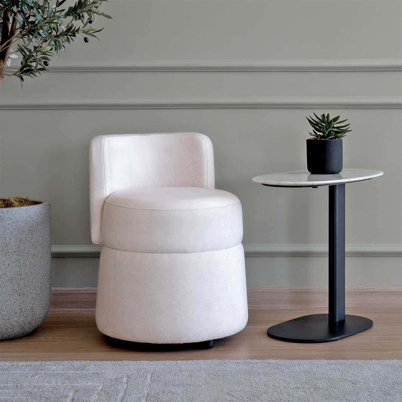 Tyra Stool – ELLI DESIGN STUDIO